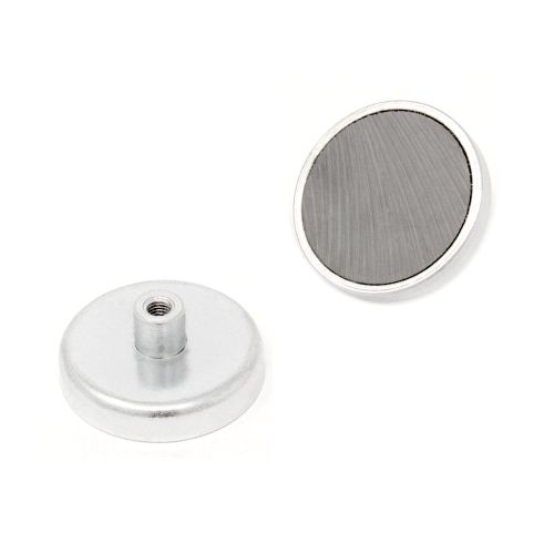 40 x 8mm Ferrite Magnet + M5 Internal Thread - 14.6kg Pull