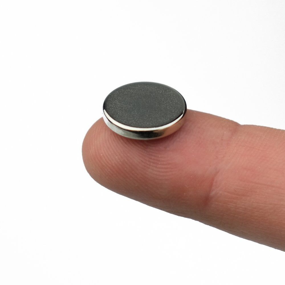 14.28mm dia x 3.17mm N42 Neodymium Magnet - 3.2kg Pull